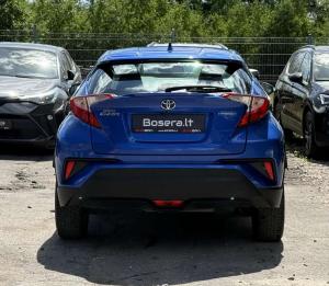 Blue Toyota C-HR 2019 in Vilnius, with an engine capacity of 1.80 L and mileage of 139 thousand km for 15990 €, photo 7 on AUTOMOTO.COM.LV