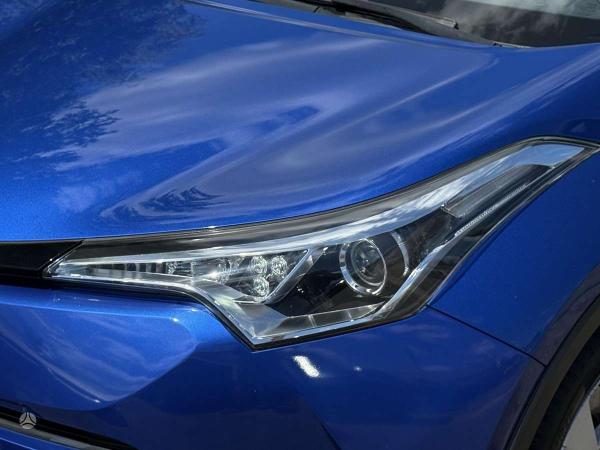 Синий Тойота C-HR 2019 в Вильнюс, объемом двигателя 1.80 л и пробегом 139 тыс. км за 15990 €, фото 9 на AUTOMOTO.COM.LV