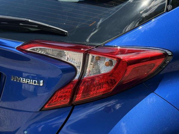 Синий Тойота C-HR 2019 в Вильнюс, объемом двигателя 1.80 л и пробегом 139 тыс. км за 15990 €, фото 10 на AUTOMOTO.COM.LV
