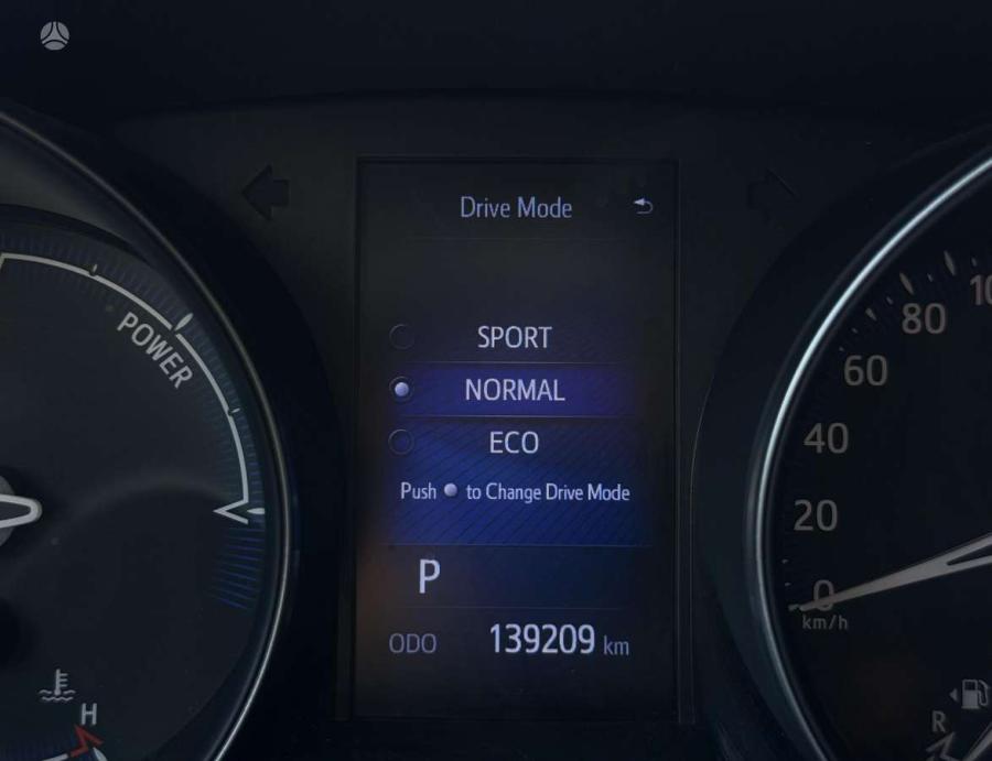 Blue Toyota C-HR 2019 in Vilnius, with an engine capacity of 1.80 L and mileage of 139 thousand km for 15990 €, photo 28 on AUTOMOTO.COM.LV