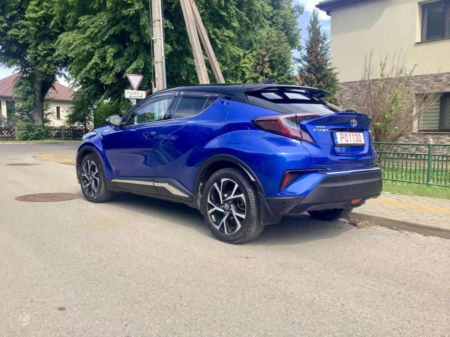 Синий Тойота C-HR 2019 в Алитус, объемом двигателя 1.80 л и пробегом 77 тыс. км за 17900 €, фото 7 на AUTOMOTO.COM.LV