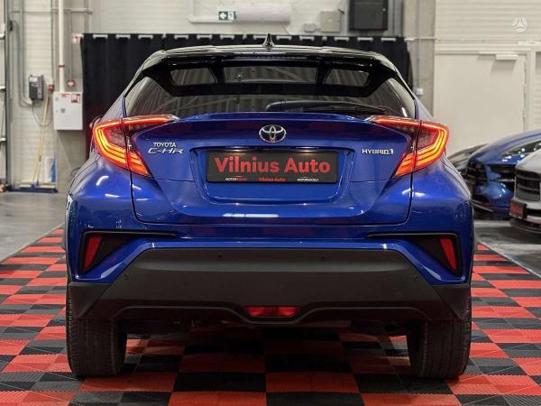 Blue Toyota C-HR 2019 in Vilnius, with an engine capacity of 1.80 L and mileage of 86 thousand km for 17999 €, photo 5 on AUTOMOTO.COM.LV