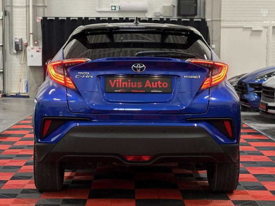 Синий Тойота C-HR 2019 в Вильнюс, объемом двигателя 1.80 л и пробегом 86 тыс. км за 17999 €, фото 6 на AUTOMOTO.COM.LV