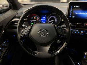 Синий Тойота C-HR 2019 в Вильнюс, объемом двигателя 1.80 л и пробегом 86 тыс. км за 17999 €, фото 20 на AUTOMOTO.COM.LV