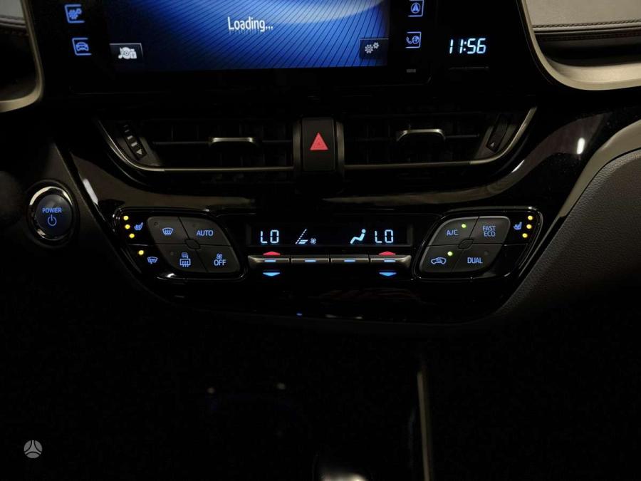 Синий Тойота C-HR 2019 в Вильнюс, объемом двигателя 1.80 л и пробегом 86 тыс. км за 17999 €, фото 23 на AUTOMOTO.COM.LV