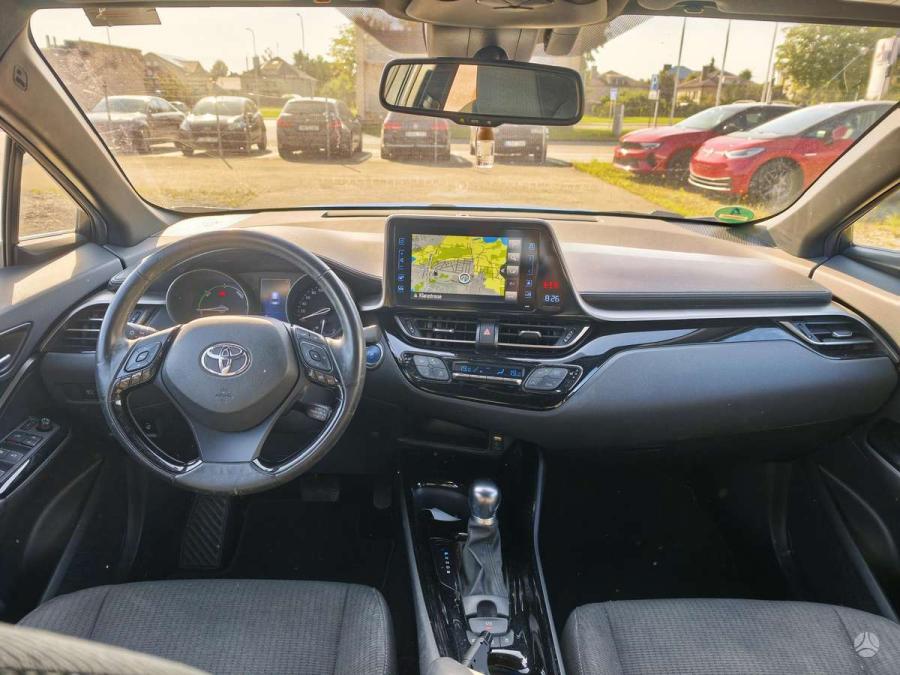 Zils Toyota C-HR 2019 Šauļi, ar dzinēja tilpumu 1.80 L un nobraukumu 69 tūkst. km par 15900 €, foto 8 vietnē AUTOMOTO.COM.LV