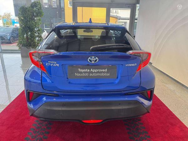 Zils Toyota C-HR 2019 Šauļi, ar dzinēja tilpumu 1.80 L un nobraukumu 69 tūkst. km par 19900 €, foto 7 vietnē AUTOMOTO.COM.LV