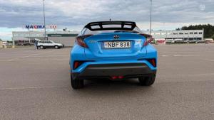 Синий Тойота C-HR 2019 в Вильнюс, объемом двигателя 1.80 л и пробегом 111 тыс. км за 18000 €, фото 9 на AUTOMOTO.COM.LV