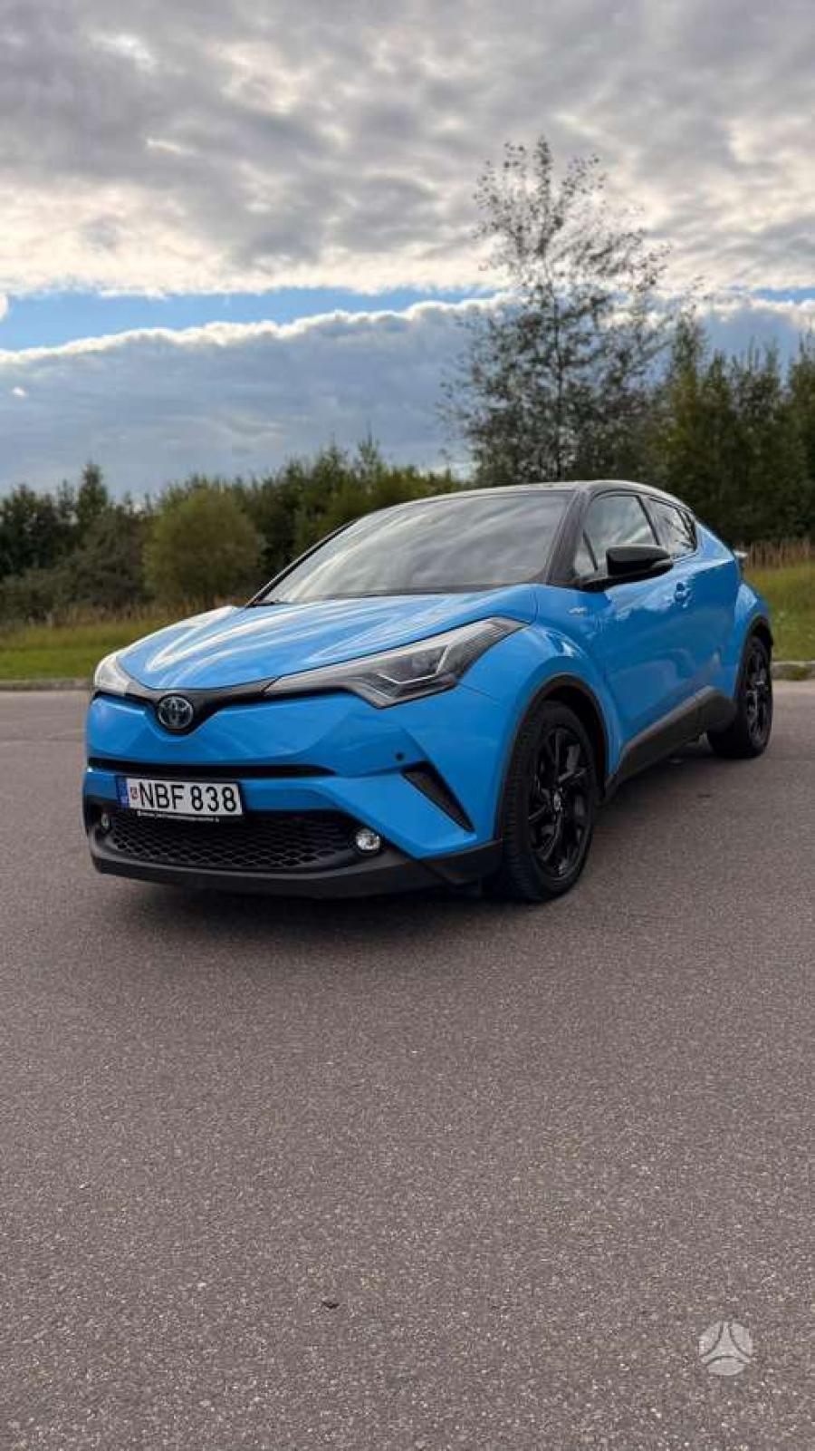 Синий Тойота C-HR 2019 в Вильнюс, объемом двигателя 1.80 л и пробегом 111 тыс. км за 18000 €, фото 10 на AUTOMOTO.COM.LV
