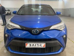 Синий Тойота C-HR 2020 в Вильнюс, объемом двигателя 1.80 л и пробегом 124 тыс. км за 17500 €, фото 2 на AUTOMOTO.COM.LV