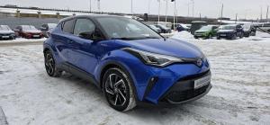 Blue Toyota C-HR 2020 in Vilnius, with an engine capacity of 1.99 L and mileage of 103 thousand km for 21650 €, photo 3 on AUTOMOTO.COM.LV
