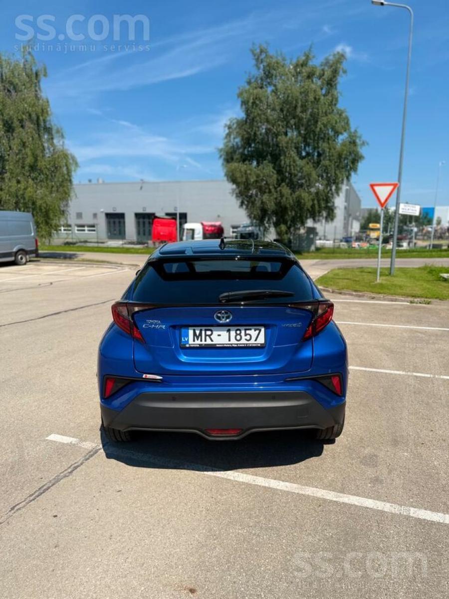 Zils Toyota C-HR 2020 Rīga, ar dzinēja tilpumu 1.80 L un nobraukumu 74 tūkst. km par 19430 €, foto 5 vietnē AUTOMOTO.COM.LV