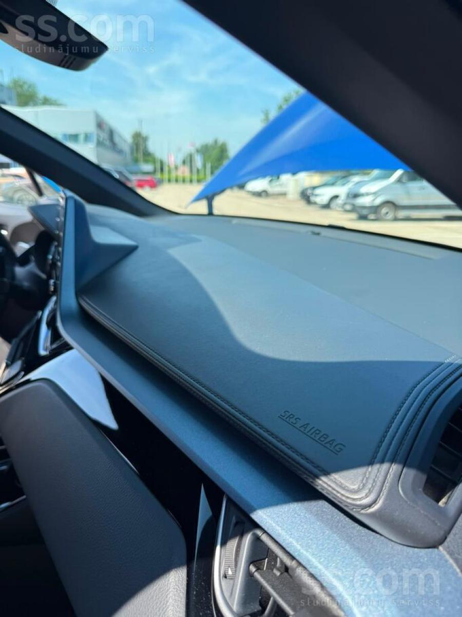 Zils Toyota C-HR 2020 Rīga, ar dzinēja tilpumu 1.80 L un nobraukumu 74 tūkst. km par 19430 €, foto 15 vietnē AUTOMOTO.COM.LV
