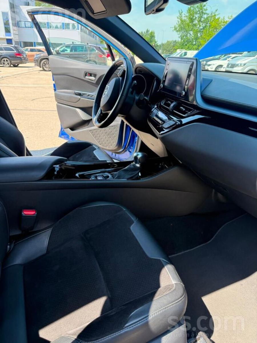 Zils Toyota C-HR 2020 Rīga, ar dzinēja tilpumu 1.80 L un nobraukumu 74 tūkst. km par 19430 €, foto 16 vietnē AUTOMOTO.COM.LV