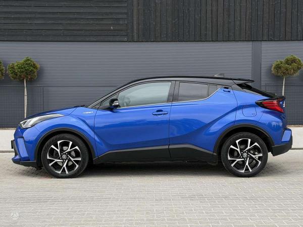 Синий Тойота C-HR 2020 в Шяуляй, объемом двигателя 1.80 л и пробегом 185 тыс. км за 17990 €, фото 4 на AUTOMOTO.COM.LV