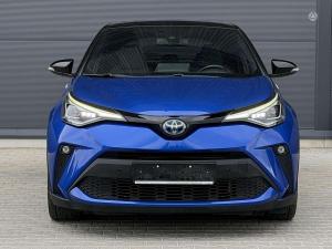 Blue Toyota C-HR 2020 in Siauliai, with an engine capacity of 1.80 L and mileage of 185 thousand km for 17990 €, photo 3 on AUTOMOTO.COM.LV