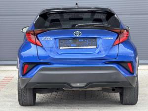 Blue Toyota C-HR 2020 in Siauliai, with an engine capacity of 1.80 L and mileage of 185 thousand km for 17990 €, photo 7 on AUTOMOTO.COM.LV