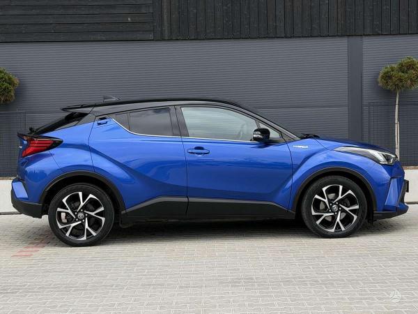 Zils Toyota C-HR 2020 Šauļi, ar dzinēja tilpumu 1.80 L un nobraukumu 185 tūkst. km par 17990 €, foto 9 vietnē AUTOMOTO.COM.LV