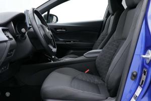 Синий Тойота C-HR 2020 в Вильнюс, объемом двигателя 1.99 л и пробегом 95 тыс. км за 23900 €, фото 13 на AUTOMOTO.COM.LV