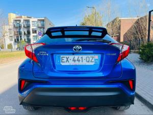 Синий Тойота C-HR 2020 в Каунас, объемом двигателя 1.80 л и пробегом 158 тыс. км за 15990 €, фото 7 на AUTOMOTO.COM.LV