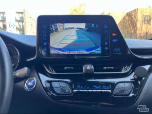 Синий Тойота C-HR 2020 в Каунас, объемом двигателя 1.80 л и пробегом 158 тыс. км за 15990 €, фото 12 на AUTOMOTO.COM.LV