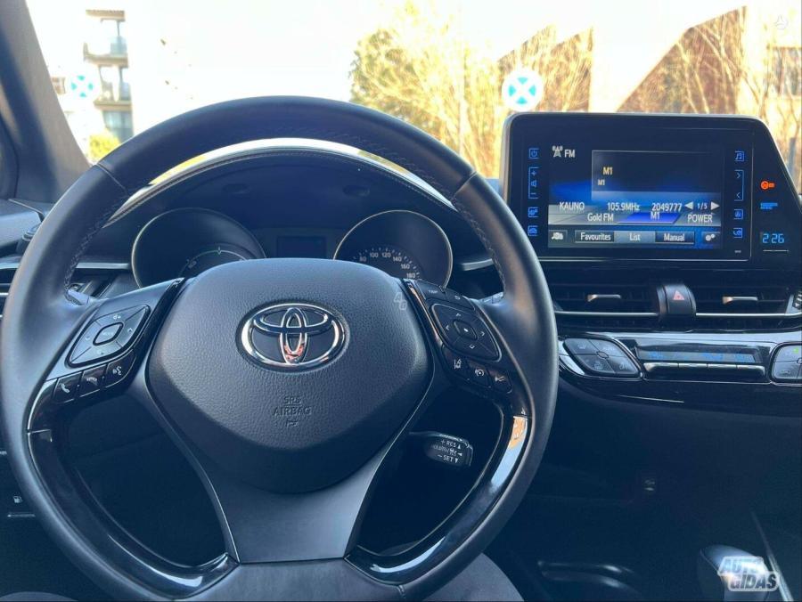 Синий Тойота C-HR 2020 в Каунас, объемом двигателя 1.80 л и пробегом 158 тыс. км за 15990 €, фото 21 на AUTOMOTO.COM.LV