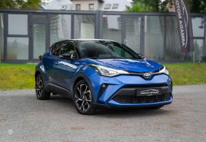 Синий Тойота C-HR 2020 в Вильнюс, объемом двигателя 1.80 л и пробегом 144 тыс. км за 19500 €, фото  на AUTOMOTO.COM.LV