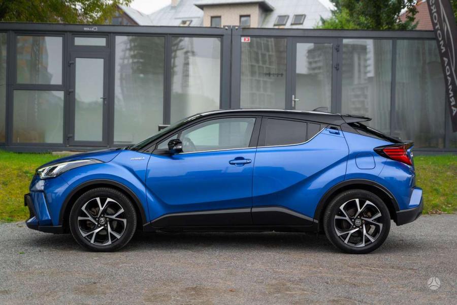 Zils Toyota C-HR 2020 Viļņa, ar dzinēja tilpumu 1.80 L un nobraukumu 144 tūkst. km par 19500 €, foto 9 vietnē AUTOMOTO.COM.LV
