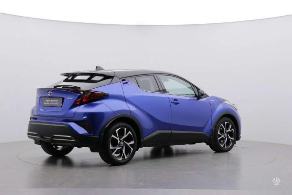 Zils Toyota C-HR 2021 Viļņa, ar dzinēja tilpumu 1.99 L un nobraukumu 142 tūkst. km par 21900 €, foto 3 vietnē AUTOMOTO.COM.LV