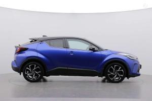 Blue Toyota C-HR 2021 in Vilnius, with an engine capacity of 1.99 L and mileage of 142 thousand km for 21900 €, photo 17 on AUTOMOTO.COM.LV