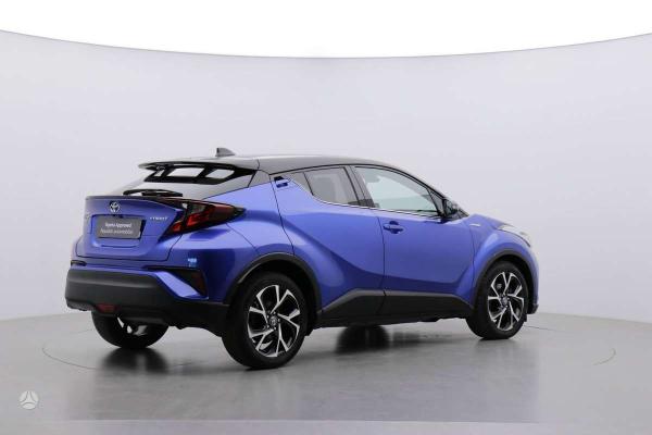 Zils Toyota C-HR 2021 Viļņa, ar dzinēja tilpumu 1.80 L un nobraukumu 101 tūkst. km par 22500 €, foto 2 vietnē AUTOMOTO.COM.LV