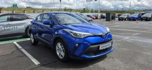 Zils Toyota C-HR 2021 Viļņa, ar dzinēja tilpumu 1.80 L un nobraukumu 76 tūkst. km par 20650 €, foto 4 vietnē AUTOMOTO.COM.LV