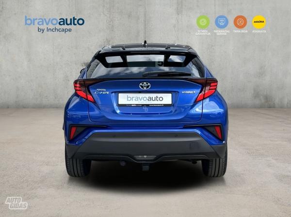 Zils Toyota C-HR 2021 Kauņa, ar dzinēja tilpumu 1.80 L un nobraukumu 111 tūkst. km par 21972 €, foto 4 vietnē AUTOMOTO.COM.LV