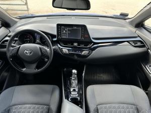 Blue Toyota C-HR 2021 in Kaunas, with an engine capacity of 1.80 L and mileage of 111 thousand km for 22471 €, photo 14 on AUTOMOTO.COM.LV