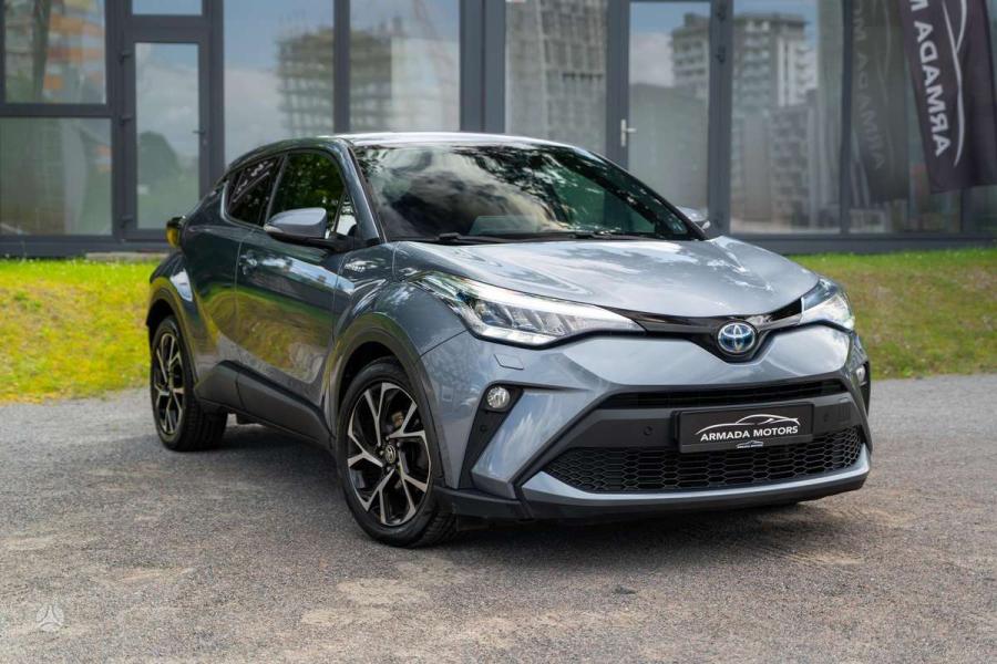 Синий Тойота C-HR 2021 в Вильнюс, объемом двигателя 1.80 л и пробегом 144 тыс. км за 17900 €, фото 1 на AUTOMOTO.COM.LV