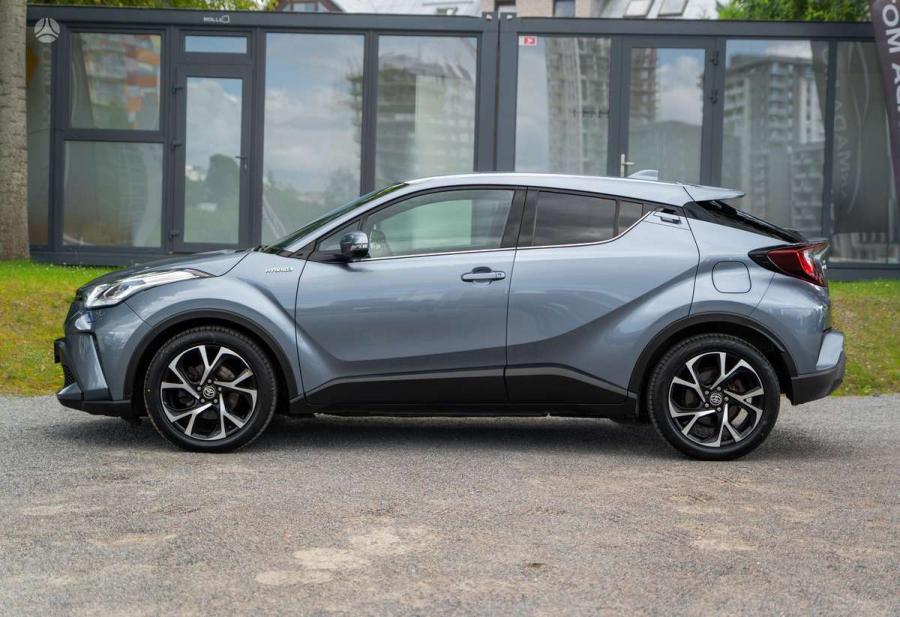 Синий Тойота C-HR 2021 в Вильнюс, объемом двигателя 1.80 л и пробегом 144 тыс. км за 17900 €, фото 9 на AUTOMOTO.COM.LV