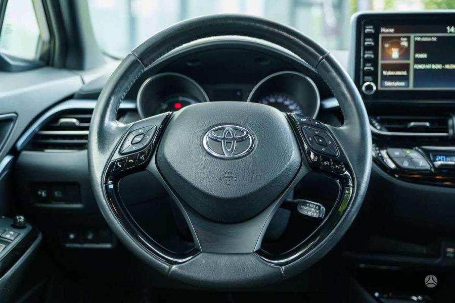 Синий Тойота C-HR 2021 в Вильнюс, объемом двигателя 1.80 л и пробегом 144 тыс. км за 17900 €, фото 25 на AUTOMOTO.COM.LV