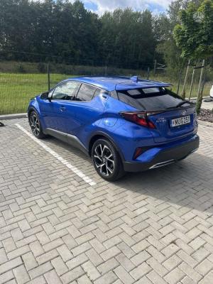 Blue Toyota C-HR 2021 in Vilnius, with an engine capacity of 1.99 L and mileage of 114 thousand km for 21900 €, photo 5 on AUTOMOTO.COM.LV