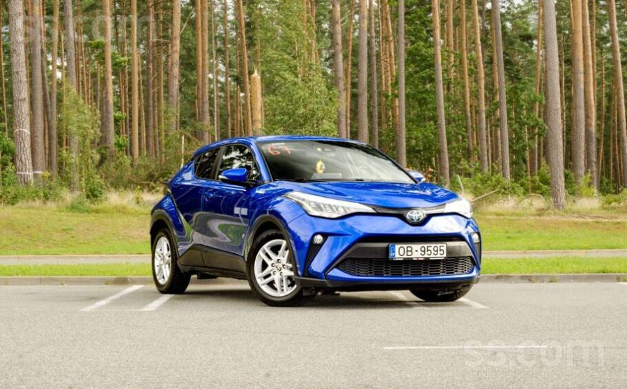 Zils Toyota C-HR 2021 Rīga, ar dzinēja tilpumu 1.80 L un nobraukumu 72 tūkst. km par 18990 €, foto 3 vietnē AUTOMOTO.COM.LV