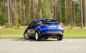 Zils Toyota C-HR 2021 Rīga, ar dzinēja tilpumu 1.80 L un nobraukumu 72 tūkst. km par 18990 €, foto 9 vietnē AUTOMOTO.COM.LV