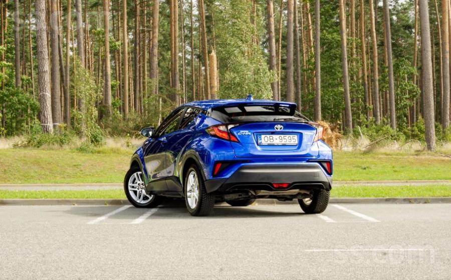 Zils Toyota C-HR 2021 Rīga, ar dzinēja tilpumu 1.80 L un nobraukumu 72 tūkst. km par 18990 €, foto 9 vietnē AUTOMOTO.COM.LV