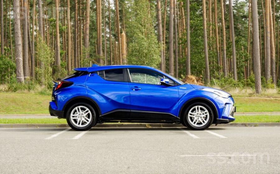 Zils Toyota C-HR 2021 Rīga, ar dzinēja tilpumu 1.80 L un nobraukumu 72 tūkst. km par 18990 €, foto 10 vietnē AUTOMOTO.COM.LV