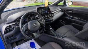 Zils Toyota C-HR 2021 Rīga, ar dzinēja tilpumu 1.80 L un nobraukumu 72 tūkst. km par 18990 €, foto 11 vietnē AUTOMOTO.COM.LV
