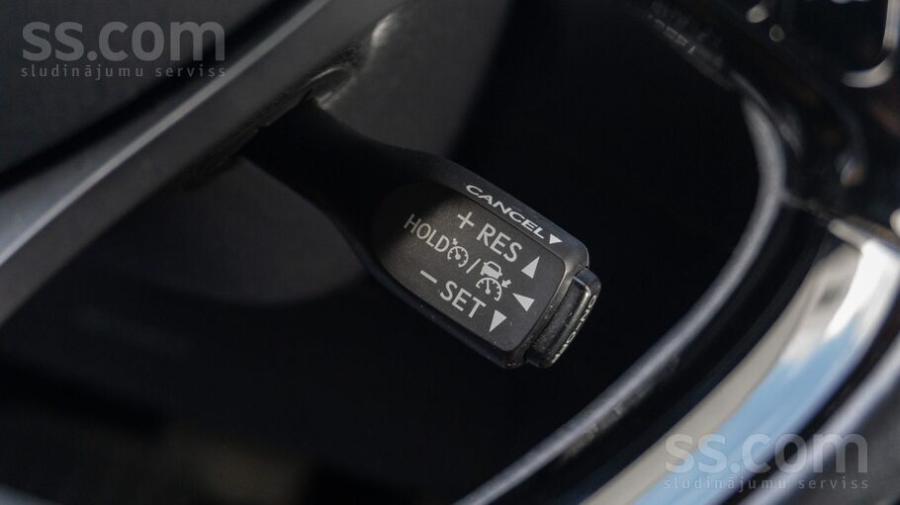Zils Toyota C-HR 2021 Rīga, ar dzinēja tilpumu 1.80 L un nobraukumu 72 tūkst. km par 18990 €, foto 21 vietnē AUTOMOTO.COM.LV