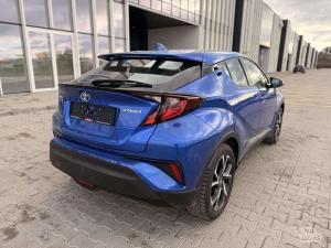 Синий Тойота C-HR 2022 в Вильнюс, объемом двигателя 1.80 л и пробегом 87 тыс. км за 19950 €, фото 6 на AUTOMOTO.COM.LV