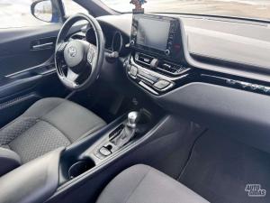 Синий Тойота C-HR 2022 в Вильнюс, объемом двигателя 1.80 л и пробегом 87 тыс. км за 19950 €, фото 20 на AUTOMOTO.COM.LV