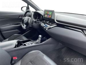 Синий Тойота C-HR 2022 в Рига, объемом двигателя 1.80 л и пробегом 50 тыс. км за 23990 €, фото 7 на AUTOMOTO.COM.LV