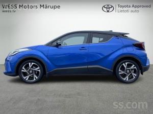 Синий Тойота C-HR 2022 в Рига, объемом двигателя 1.80 л и пробегом 49 тыс. км за 25590 €, фото 4 на AUTOMOTO.COM.LV