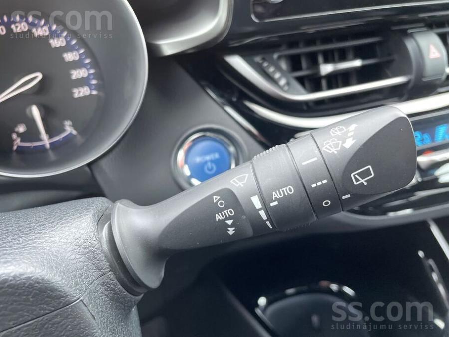 Синий Тойота C-HR 2022 в Рига, объемом двигателя 1.80 л и пробегом 49 тыс. км за 25590 €, фото 25 на AUTOMOTO.COM.LV