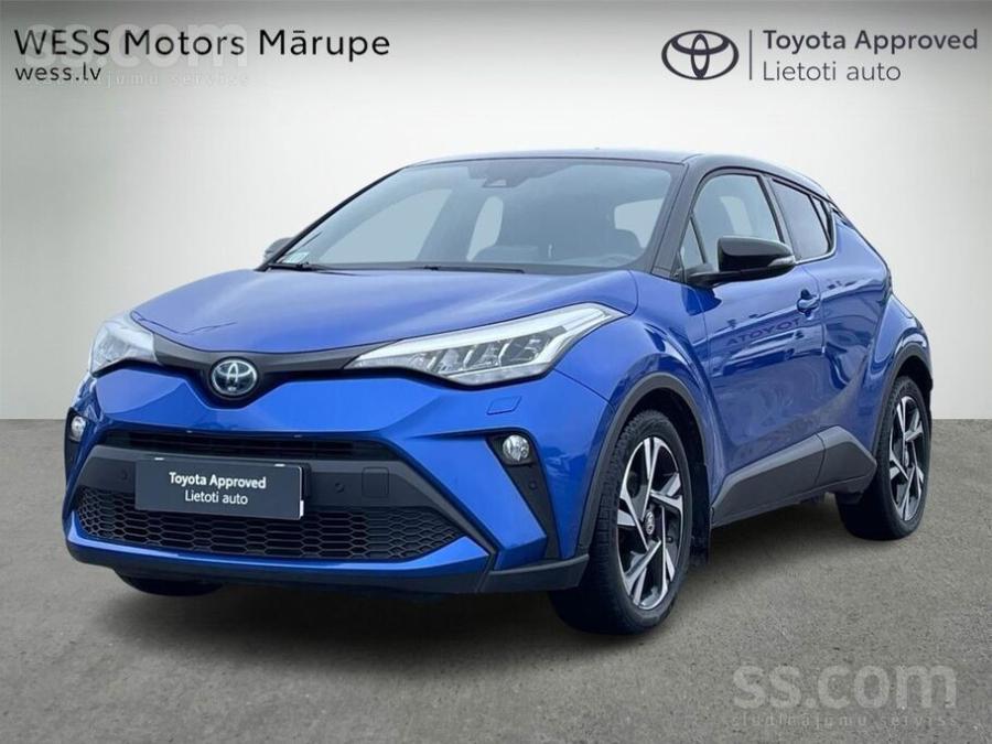 Синий Тойота C-HR 2022 в Рига, объемом двигателя 1.80 л и пробегом 49 тыс. км за 23990 €, фото 1 на AUTOMOTO.COM.LV